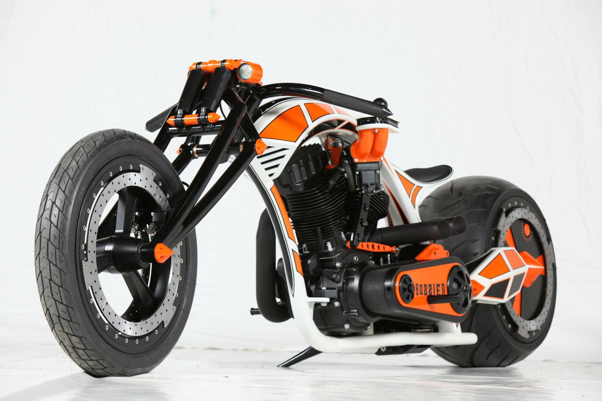 Hans Bozzies - Bozzies Custom Bike Design - Rude World
